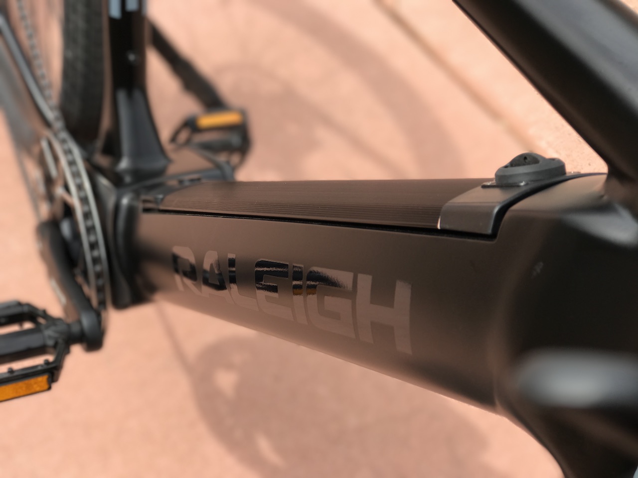 Raleigh Redux iE Electric Bike Review Part 2: Ride & Range Test [VIDEO]