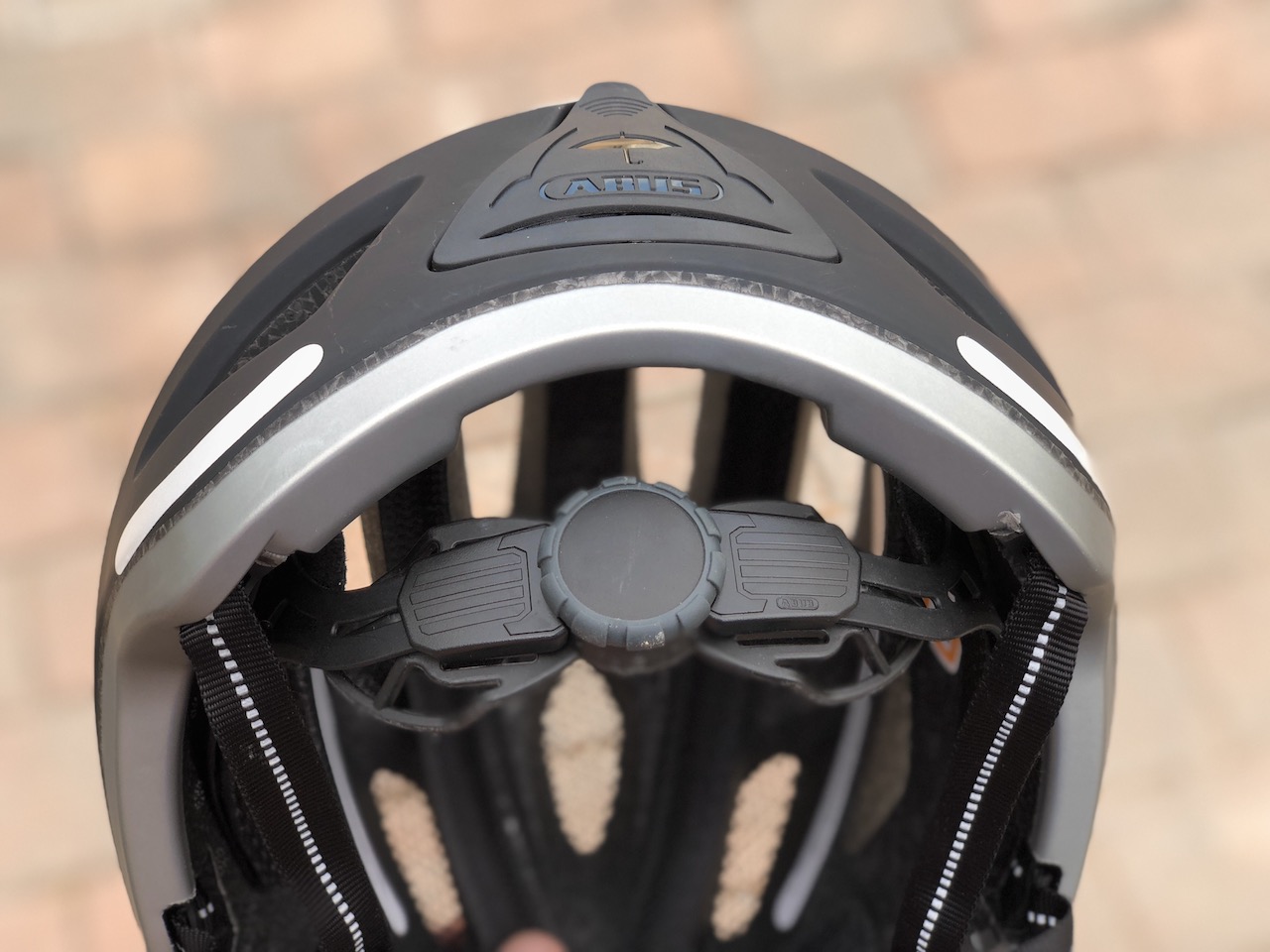 ABUS Pedelec+ Helmet Review: Built in Rain Cover & Rear LED Light