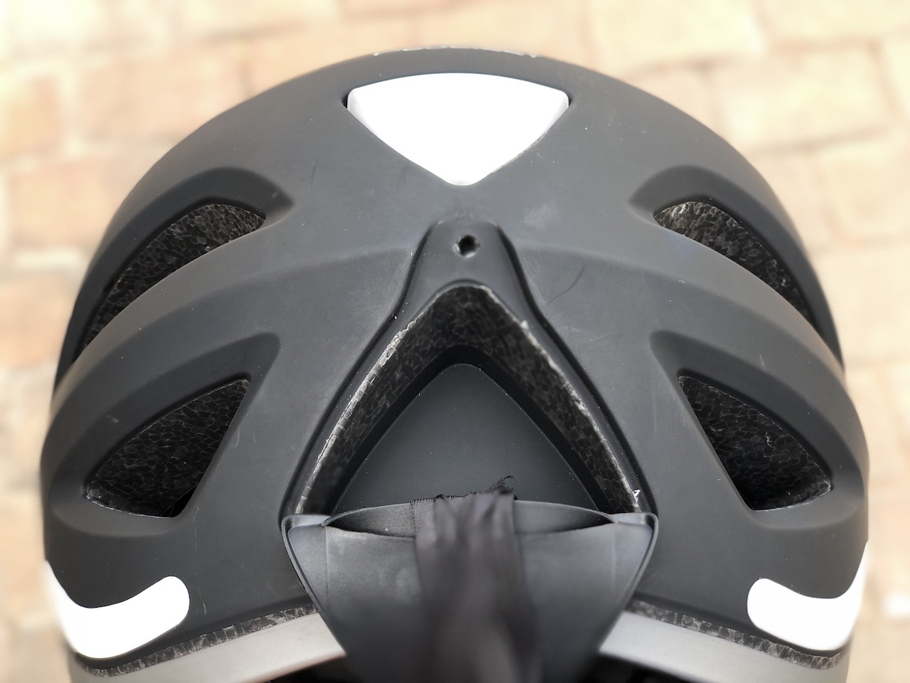 ABUS Pedelec+ Helmet Review: Built in Rain Cover & Rear LED Light